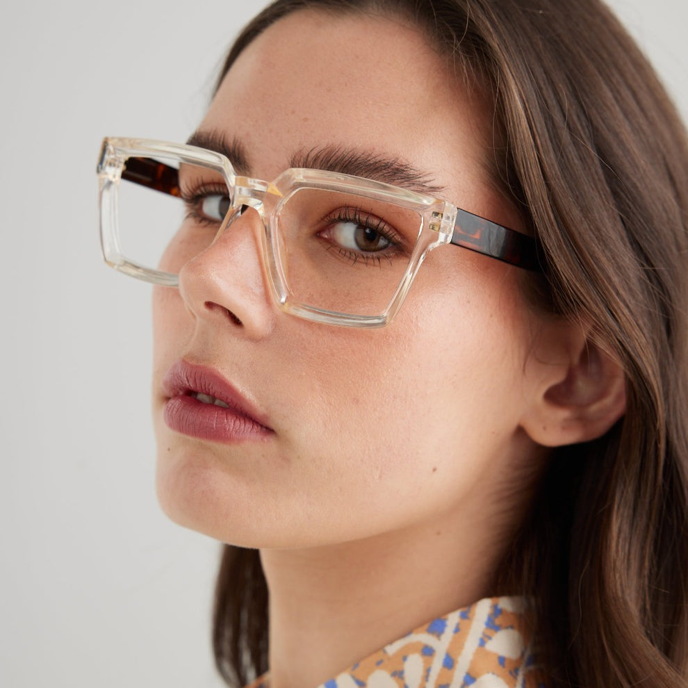 Remi Crystal Tortoise Shell – Captivated Eyewear